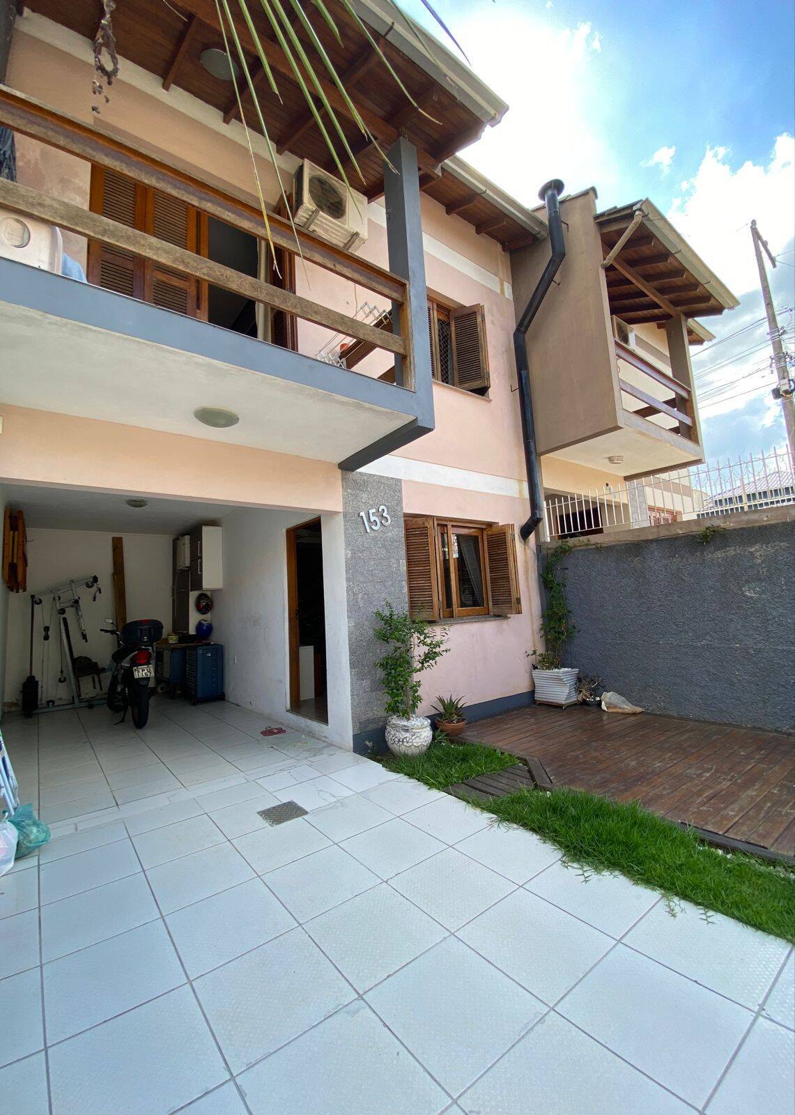 LINDO SOBRADO - 2477